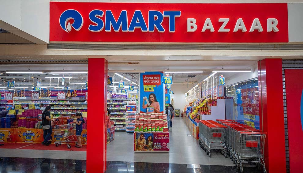 Reliance Smart Bazaar Offer : Upto 70% Off + Rs 150 Off On Shopping ...
